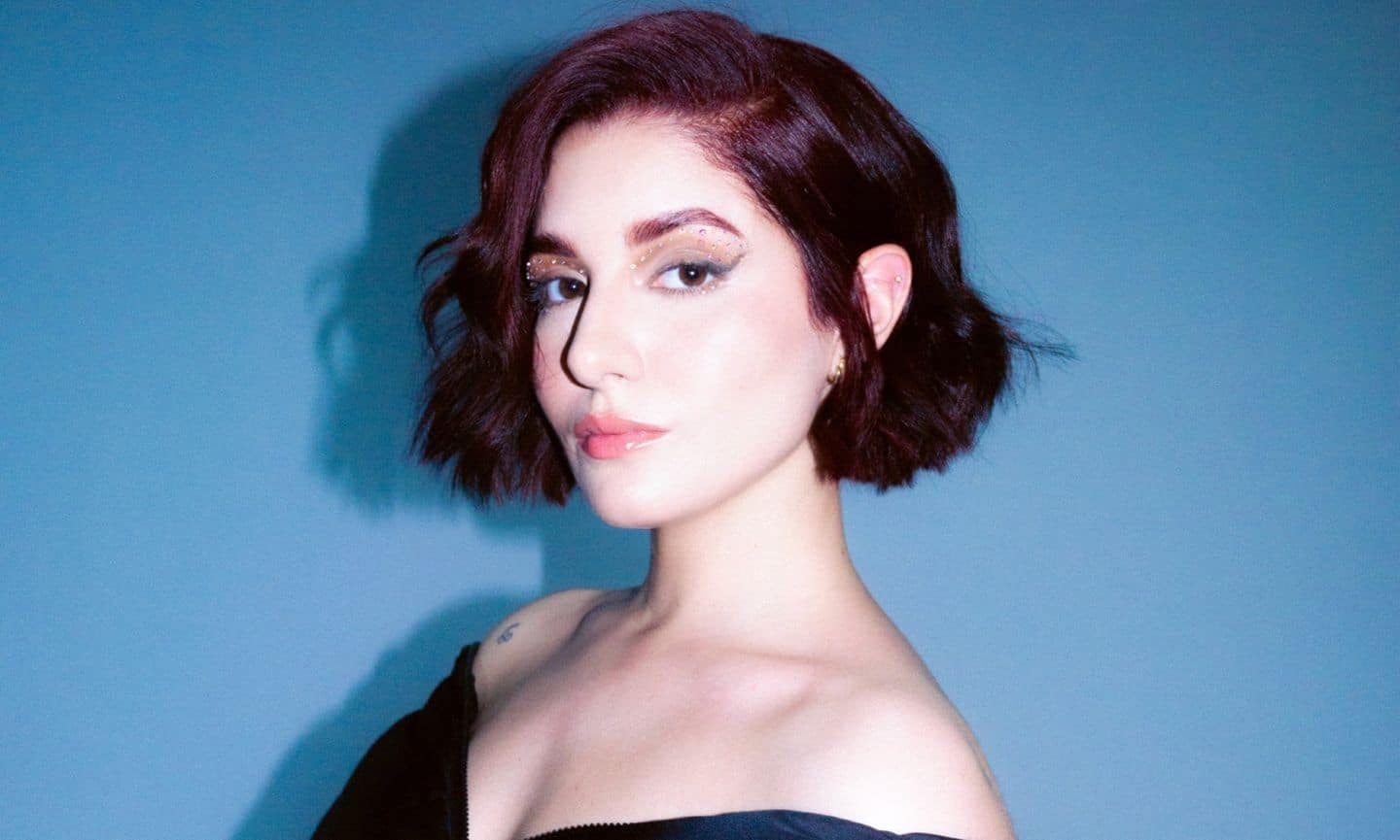 Valentina debuta con el apoyo de Universal Music - Sistema de monitoreo ...